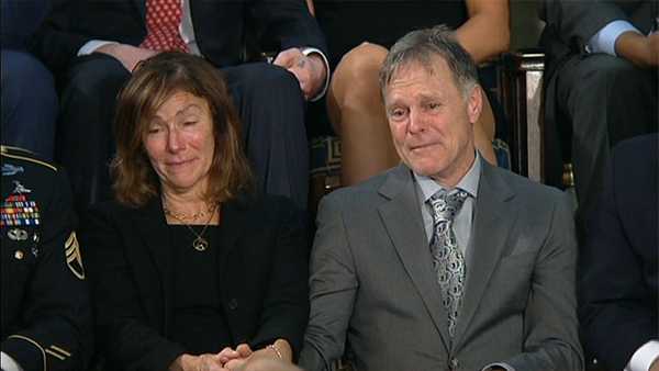 Otto Warmbier's parents get emotional standing ovation at State of the ...