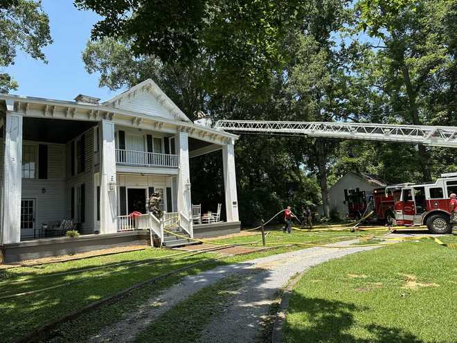 Fire damages historic Oxford home, built in the 1800s