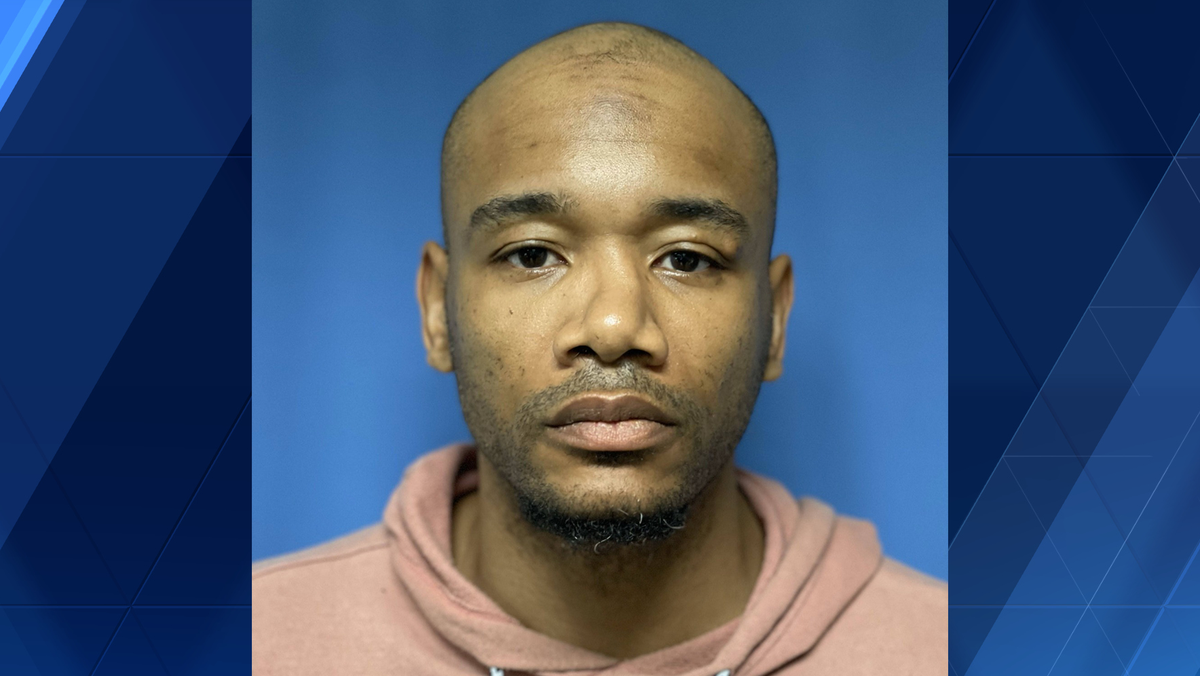 Arrest made after bomb threat at Oxford High School