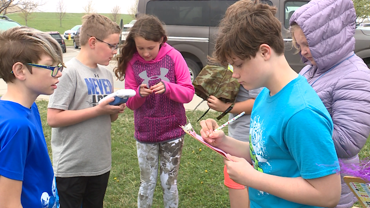 Reeder Elementary school students learn about air pollution