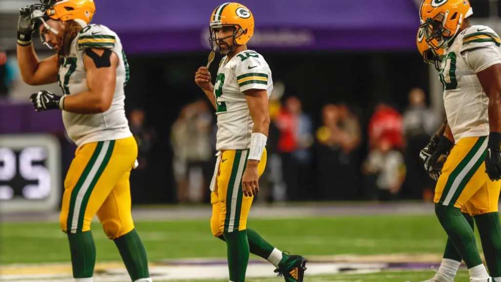 Packers lose season opener to Vikings