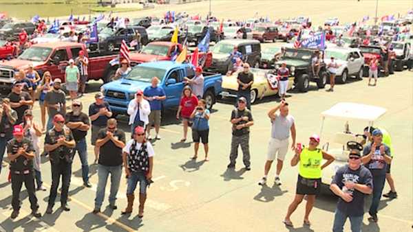 Hundreds turn out for Trump car parade around Ohio, Indiana towns
