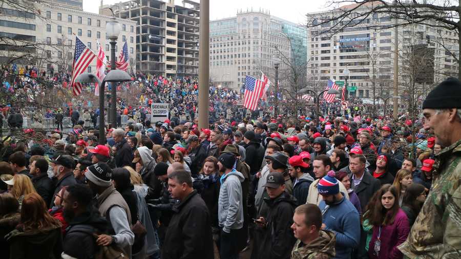 Inaugural parade 2017: Donald Trump, Pence head towards White House