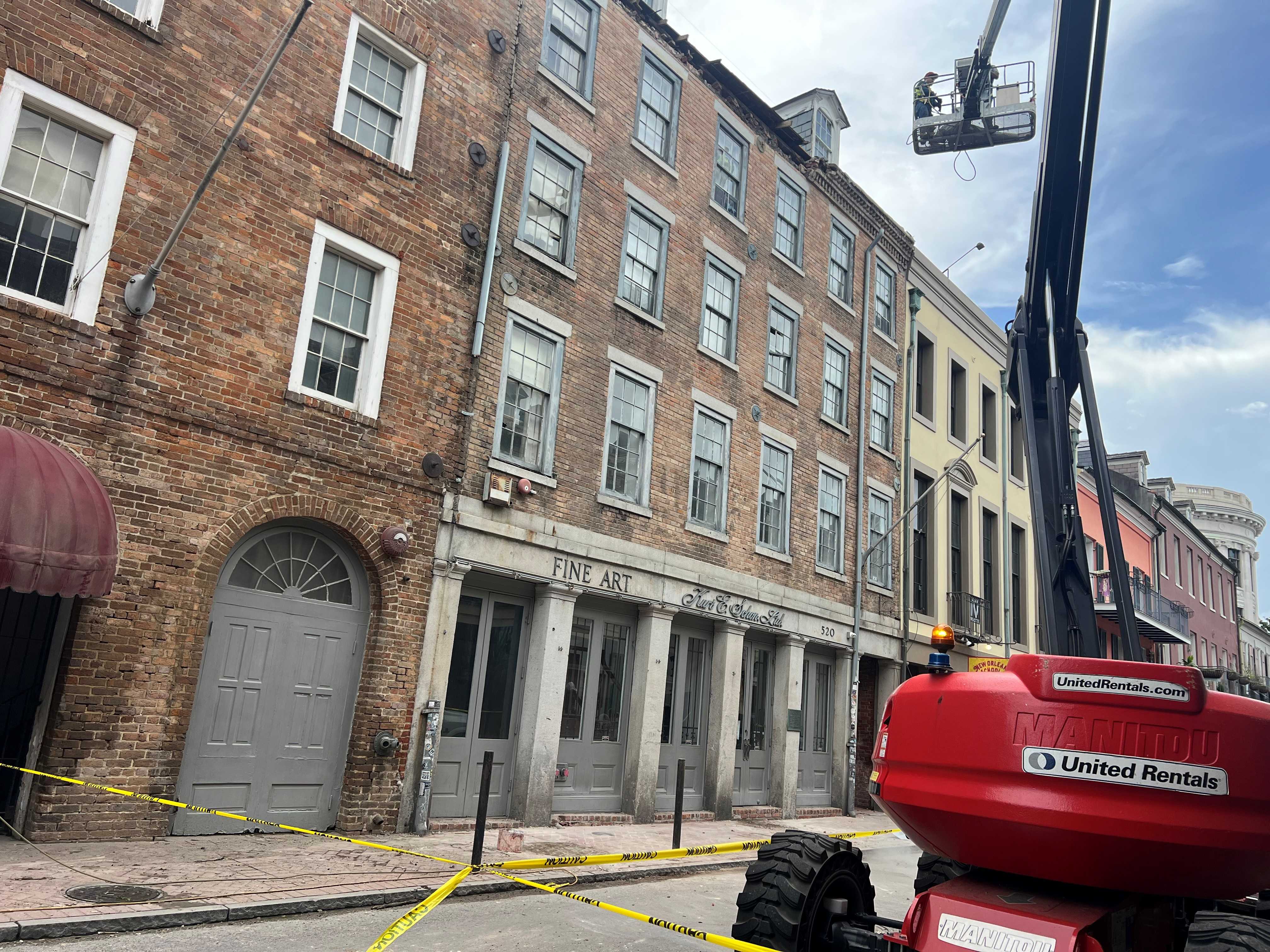 Crews respond to partial roof collapse in French Quarter | ALT 92.3 ...