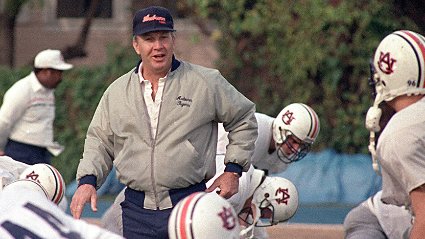Former Auburn quarterback Stan White on Coach Pat Dye