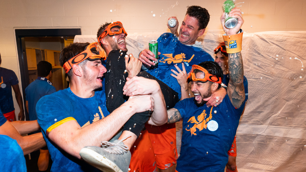 FC Cincinnati head coach Pat Noonan named 2023 MLS Coach of the Year