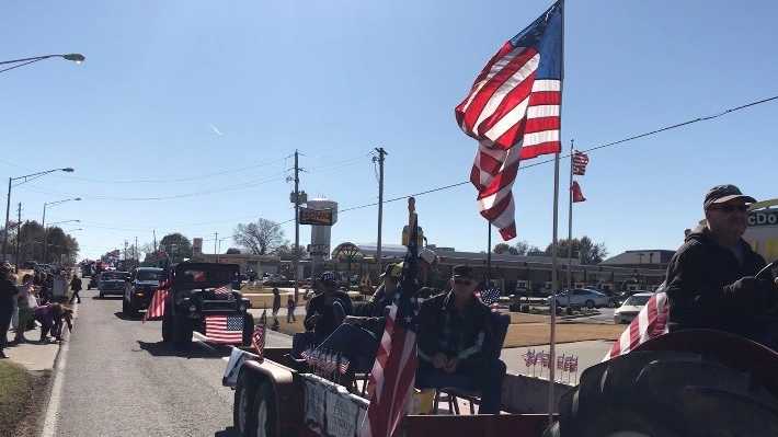 Pea Ridge Celebrates Veterans Day Parade