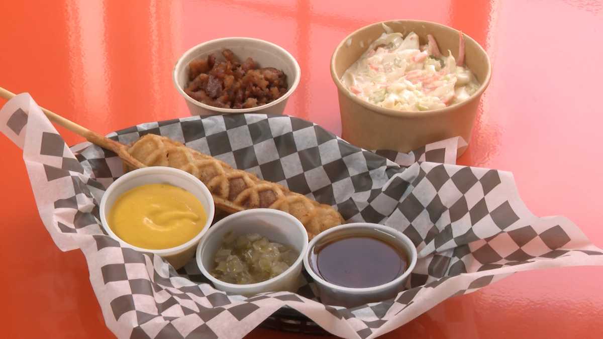NH Chronicle: Frankly Delicious Hot Dogs