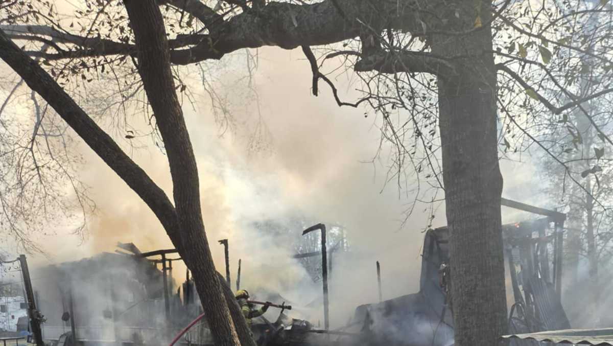 Pearl River mobile home a total loss after structure fire