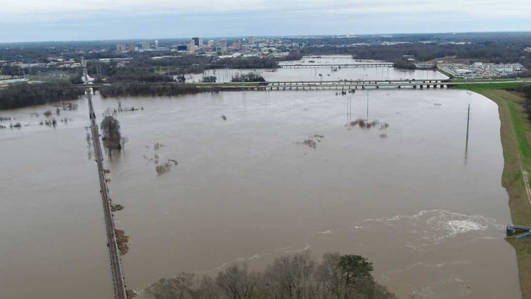 As Pearl River level drops, One Lake Project gains attention