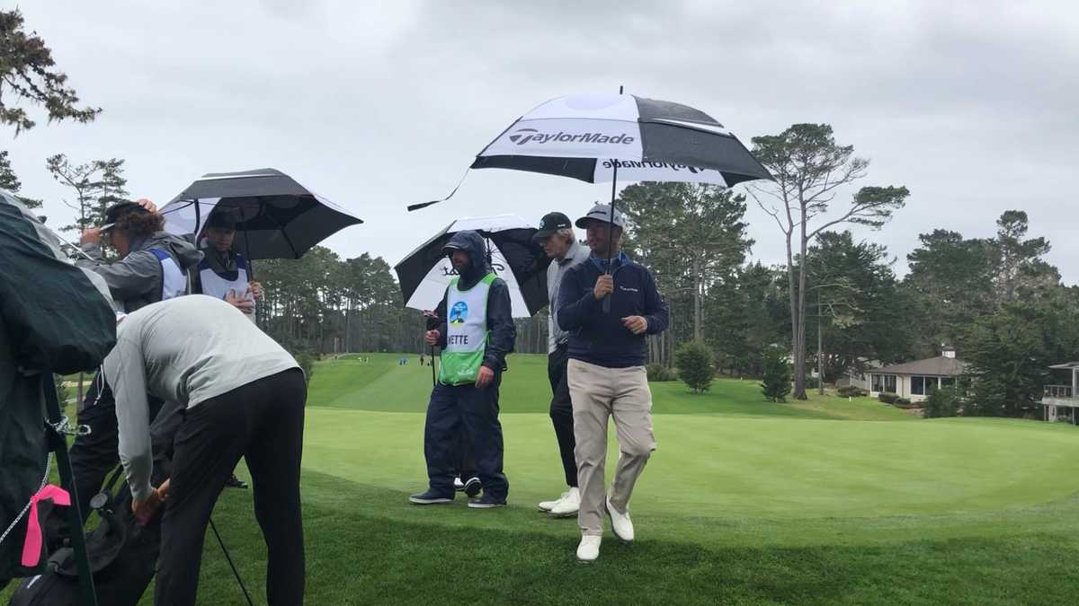 Rain suspends round 2 at AT&T Pebble Beach Pro-Am