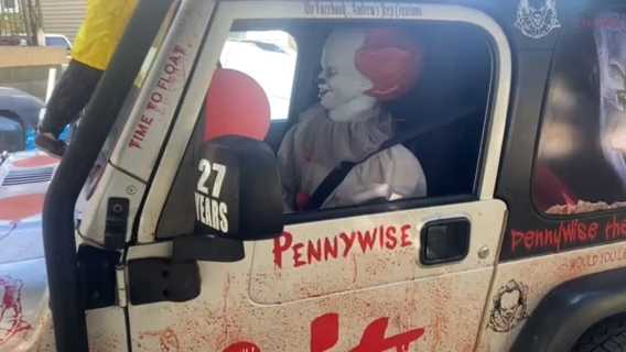 Pennywise Jeep scaring Louisville drivers again with new features