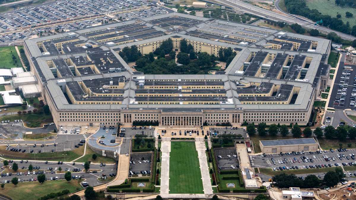 Military to change policies about reporting threats in wake of Lewiston ...