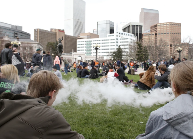 Marijuana holiday 4/20 coincides with Easter and Passover this year ...