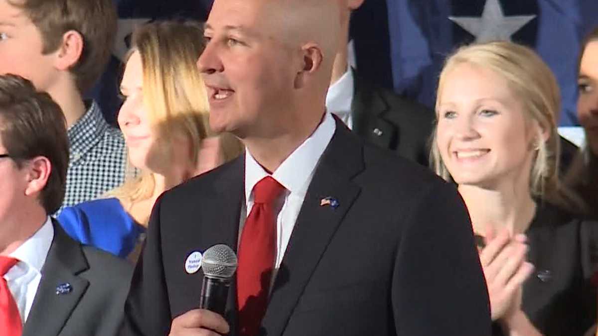 Incumbent Pete Ricketts elected to second term as governor