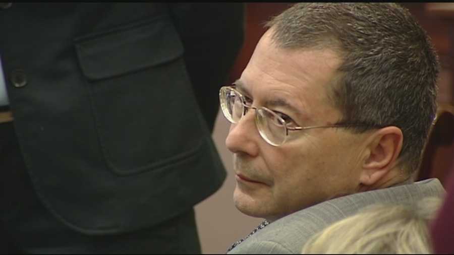Ohio asks court to reconsider decision in ex-lawmaker's case