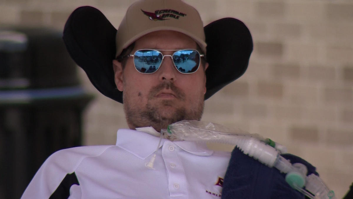 Boston College names athletic building in honor of Pete Frates