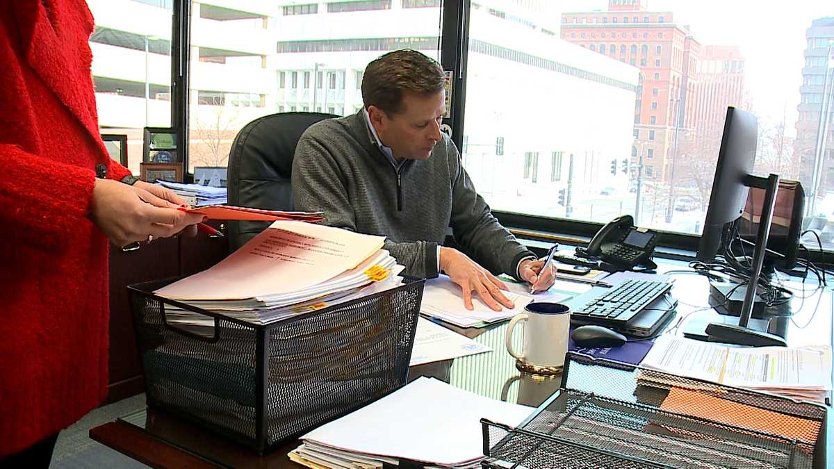 Who's in charge of Omaha? Festersen acting mayor in winter storm