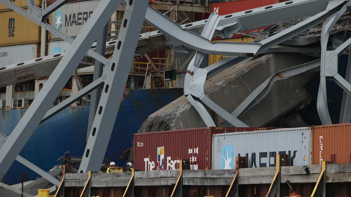 Photos: Baltimore's Francis Scott Key Bridge collapses