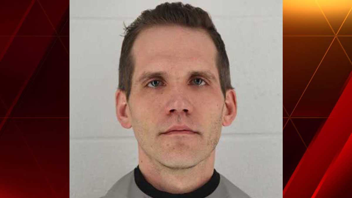 Police ID man suspected in shooting that killed Overland Park Officer Police ID man suspected in shooting that killed Overland Park Officer