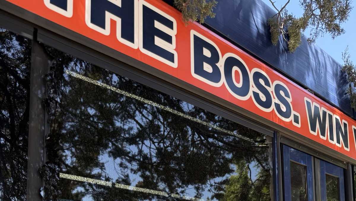 SacRT bus window hit by BB gun bullet, sheriff says