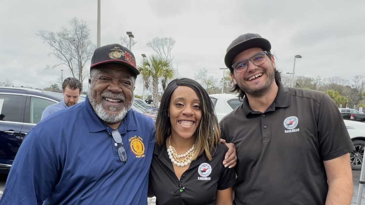 PHOTOS: Step One Auto in Savannah presents Local Hero Award