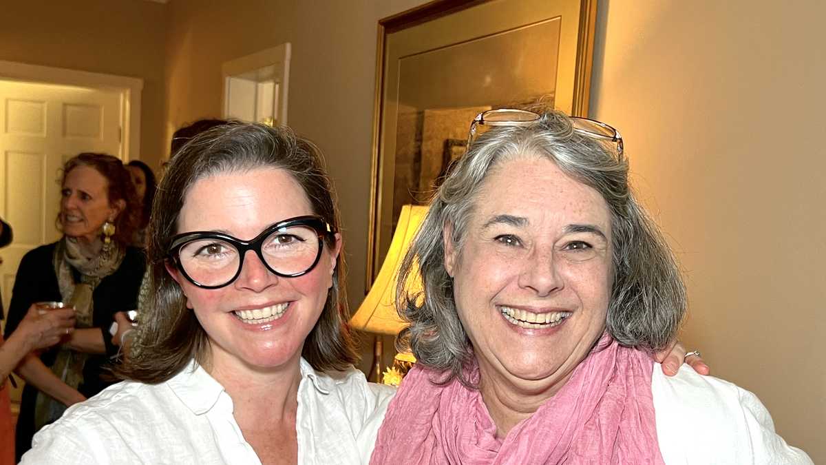 Historic Savannah Foundation unveiling of Anna Colquitt Hunter paintings