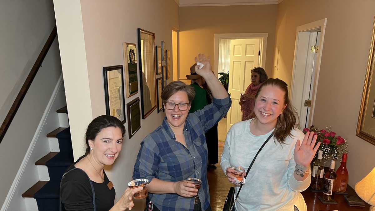 Historic Savannah Foundation unveiling of Anna Colquitt Hunter paintings