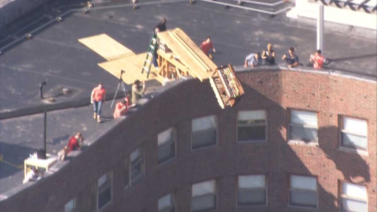 Smashing! MIT piano drop 2017