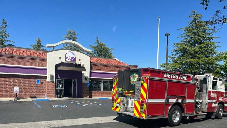 Fire in Carmichael Taco Bell bathroom burns man