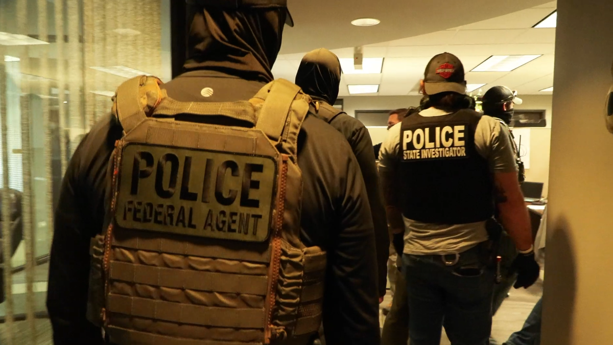 PHOTOS: Inside the ICE raid at Omaha's Glenn Valley plant