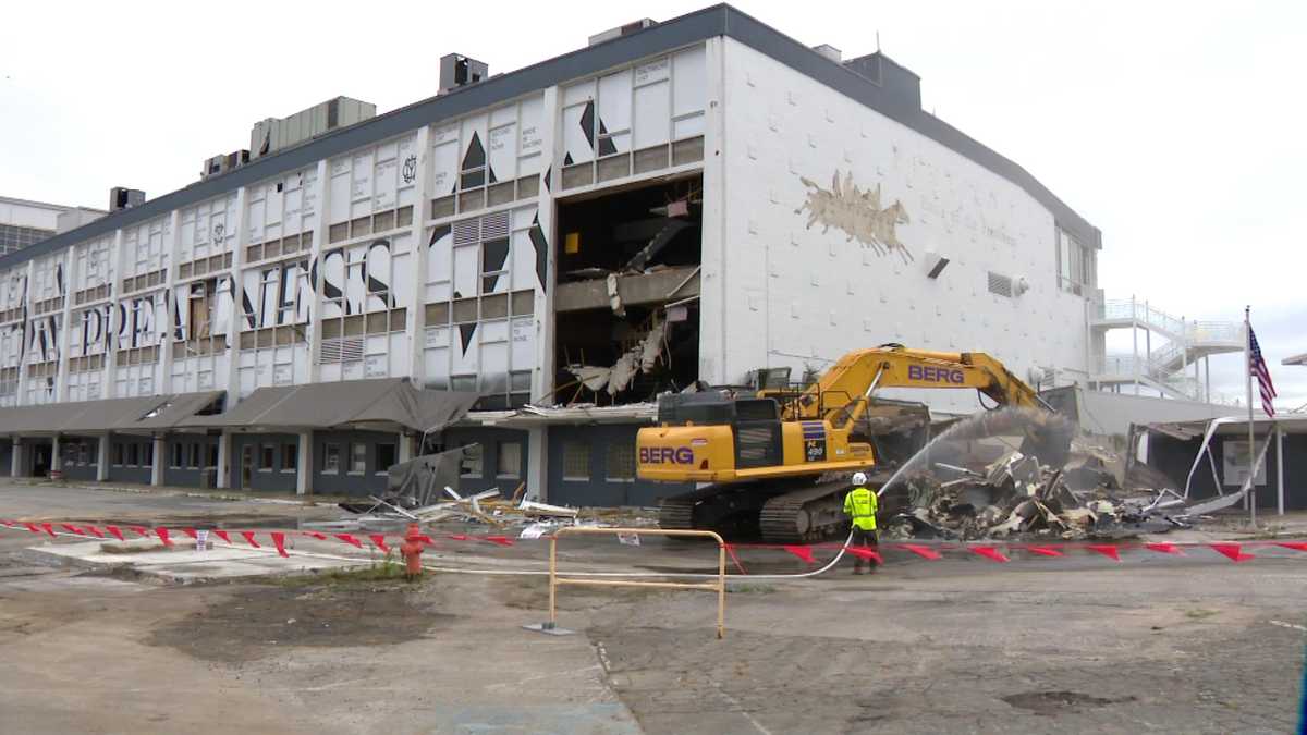 Milestone marked with demolition of Pimlico clubhouse