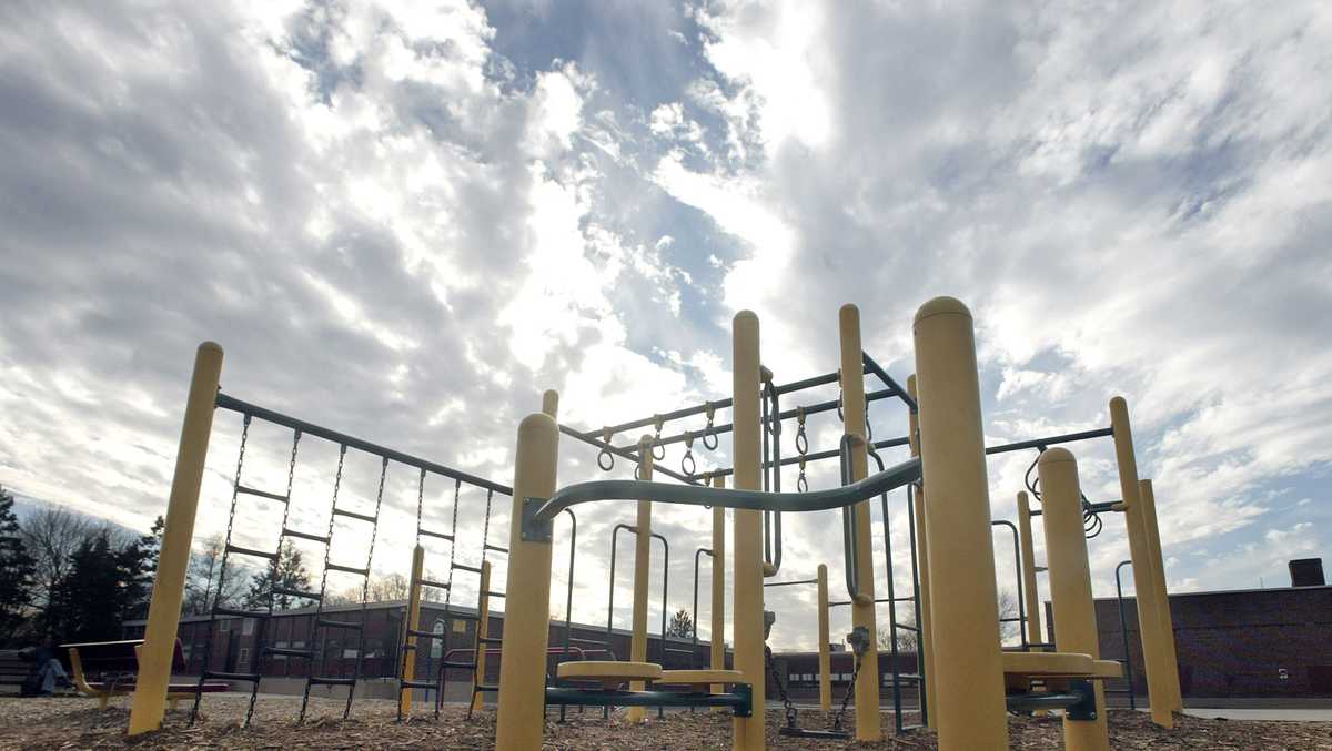 Florida: Schools can hold recess inside classrooms