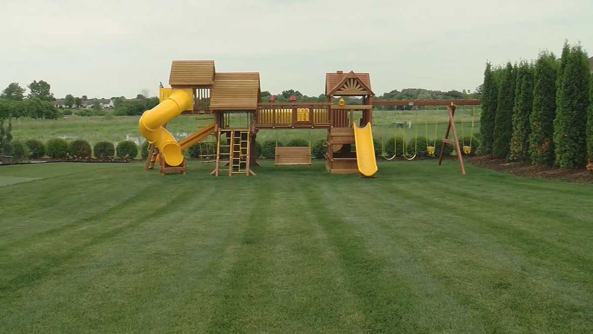 Dad says homeowners' association wants to tear down playground built ...