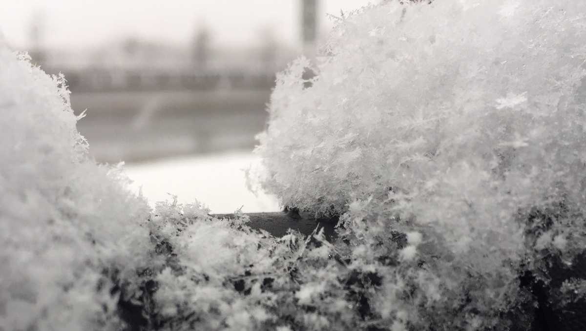 Friday flakes: Snow falls in parts of Massachusetts