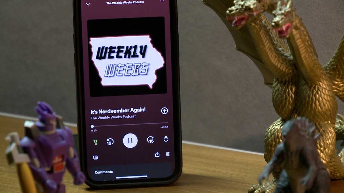 Iowa podcasters raise awareness over mental health