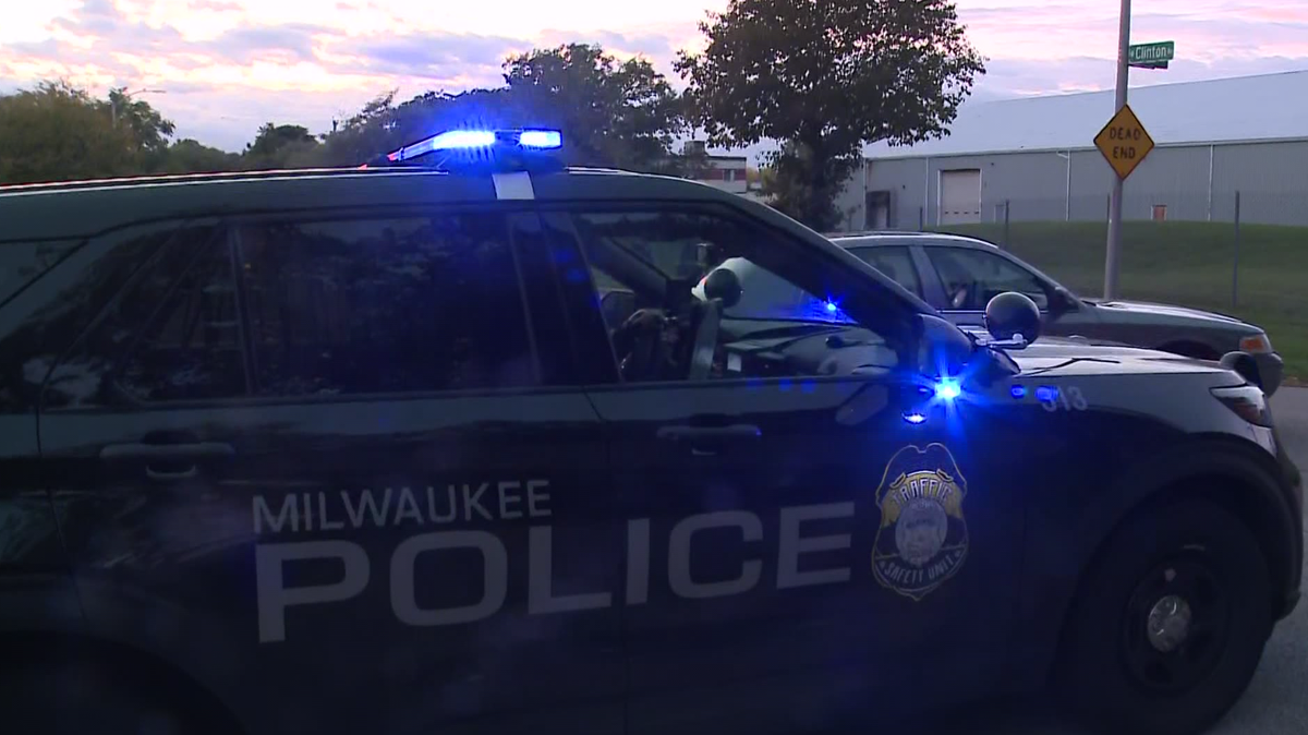 Milwaukee police respond to active shooter situation near W. Clinton Avenue