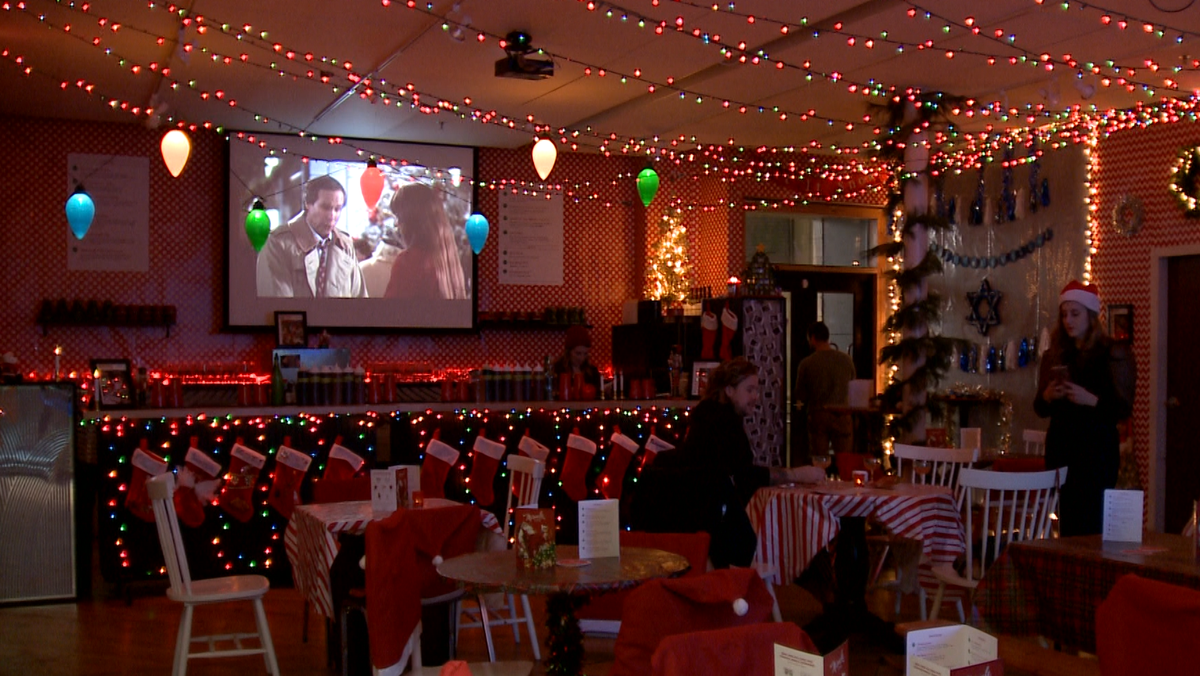 Christmas pop-up bar takes over popular spot on Market Street