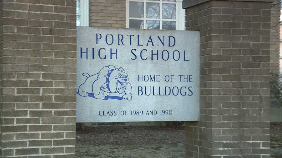 Students call for return of classroom learning at Portland’s high schools