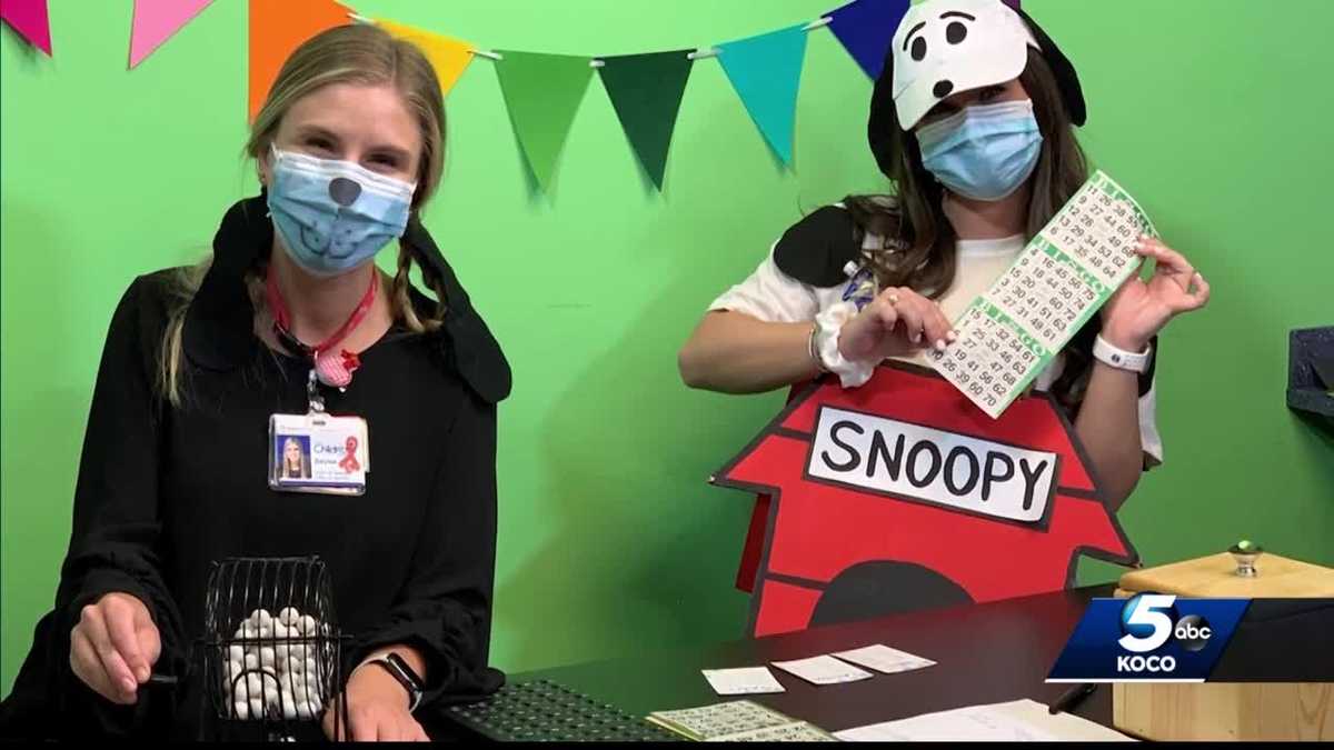 Hospital volunteering changes amid pandemic Hospital volunteering changes amid pandemic