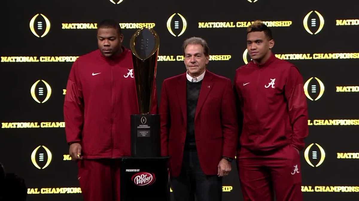 Alabama's national championship trophy coming to stores in Tuscaloosa