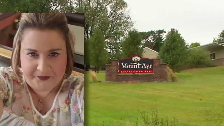 Friends of missing woman search for her near Iowa-Missouri border