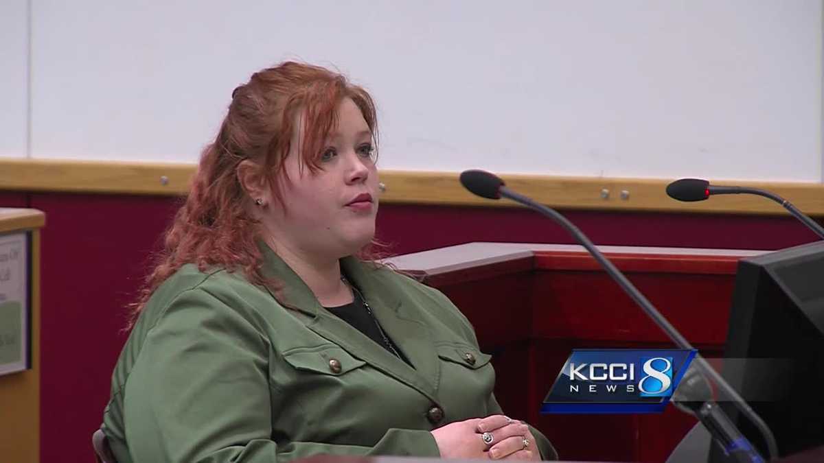 Iowa woman charged in stepfather's killing pleads guilty