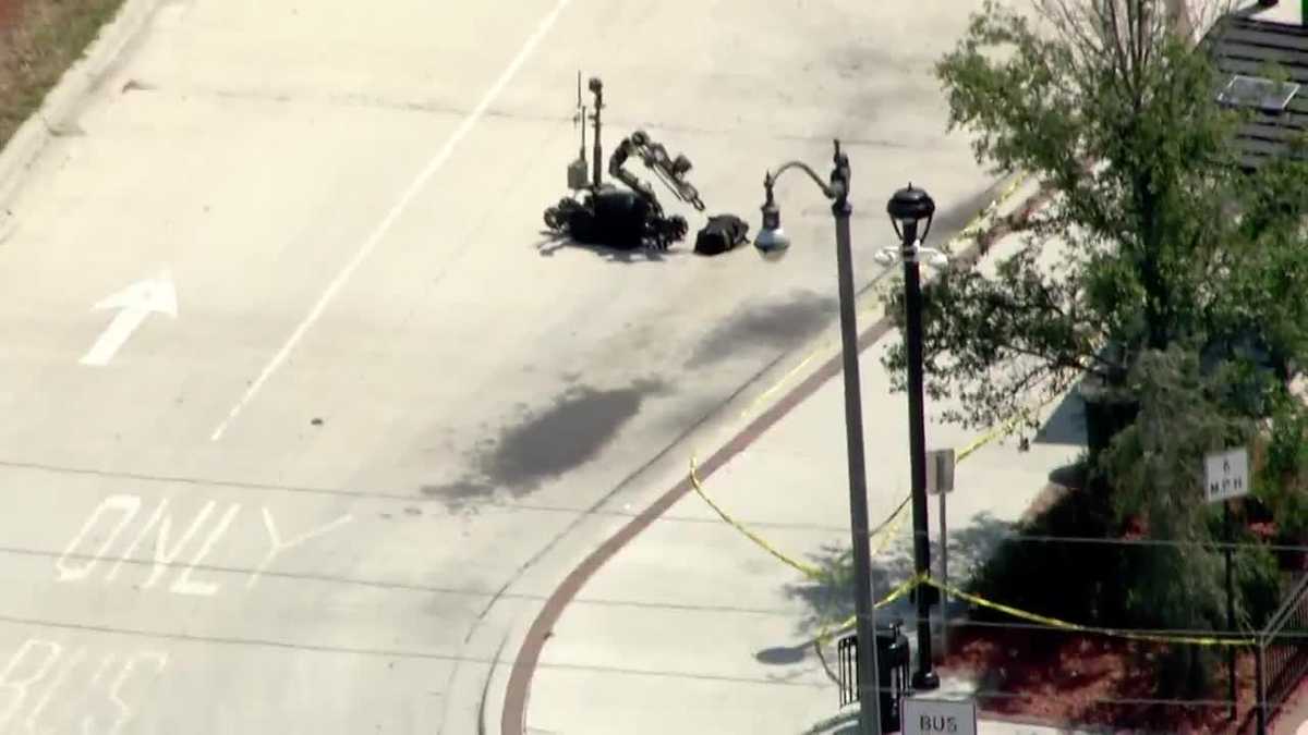 Bomb squad called to Lynx station in Kissimmee