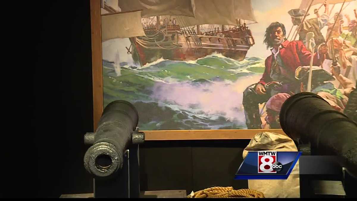 Pirates exhibit opens at the Portland Science Center