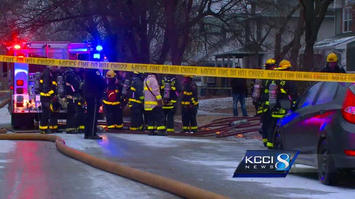 Investigators: Fire breaks out as women try to heat up home