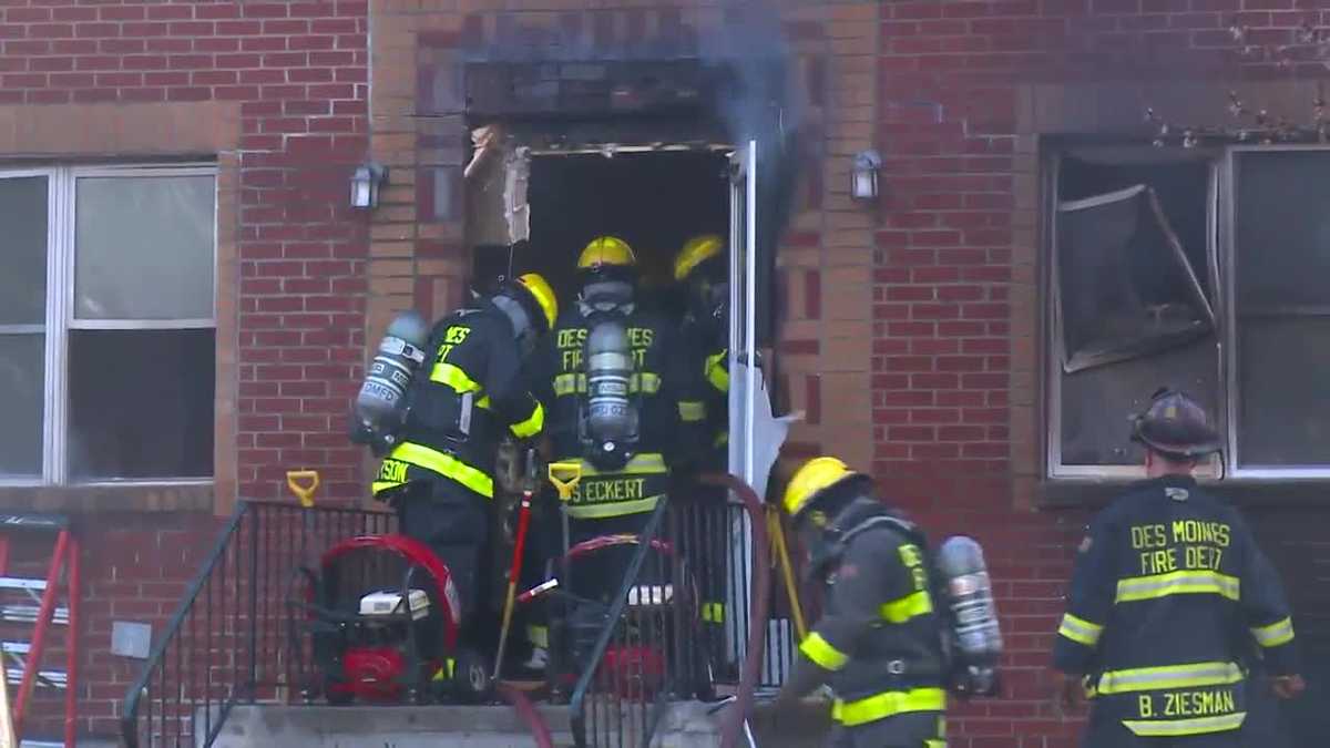 Heavy smoke, flames as crews battle apartment fire