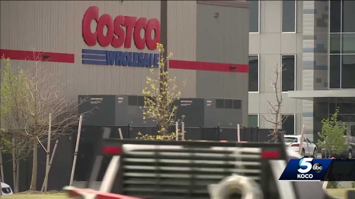 Stores take actions to limit COVID-19 exposure to shoppers, staff