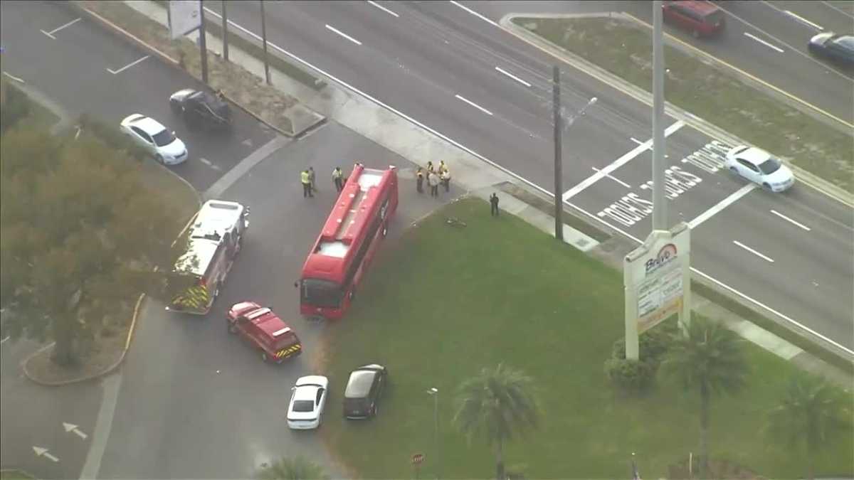 14 hospitalized after crash involving Lynx bus in Orange County