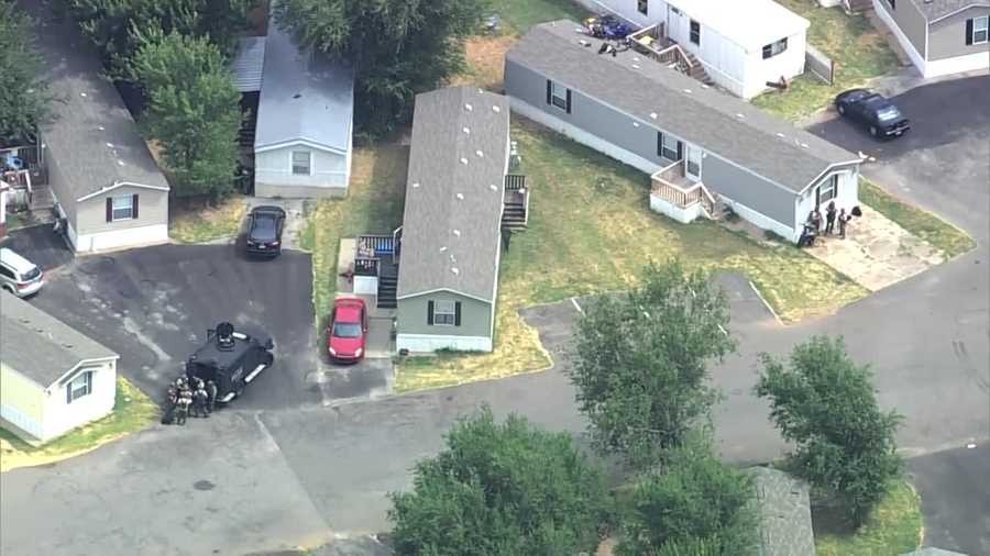 Hourslong police standoff ends in southeast OKC